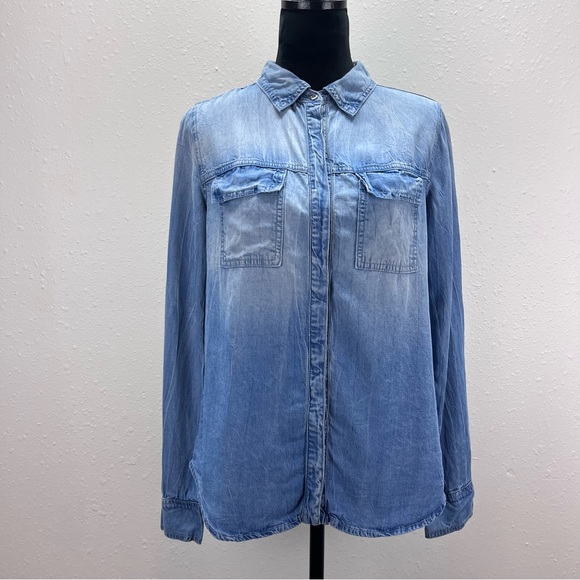 Splendid | Tops | Splendid Blue Chambray Denim Button Front Shirt ...